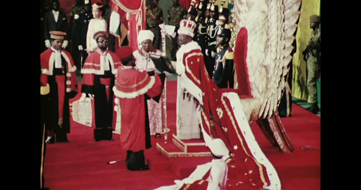 1977 : Le couronnement de l'empereur Bokassa 1ᵉʳ | Lumni Enseignement